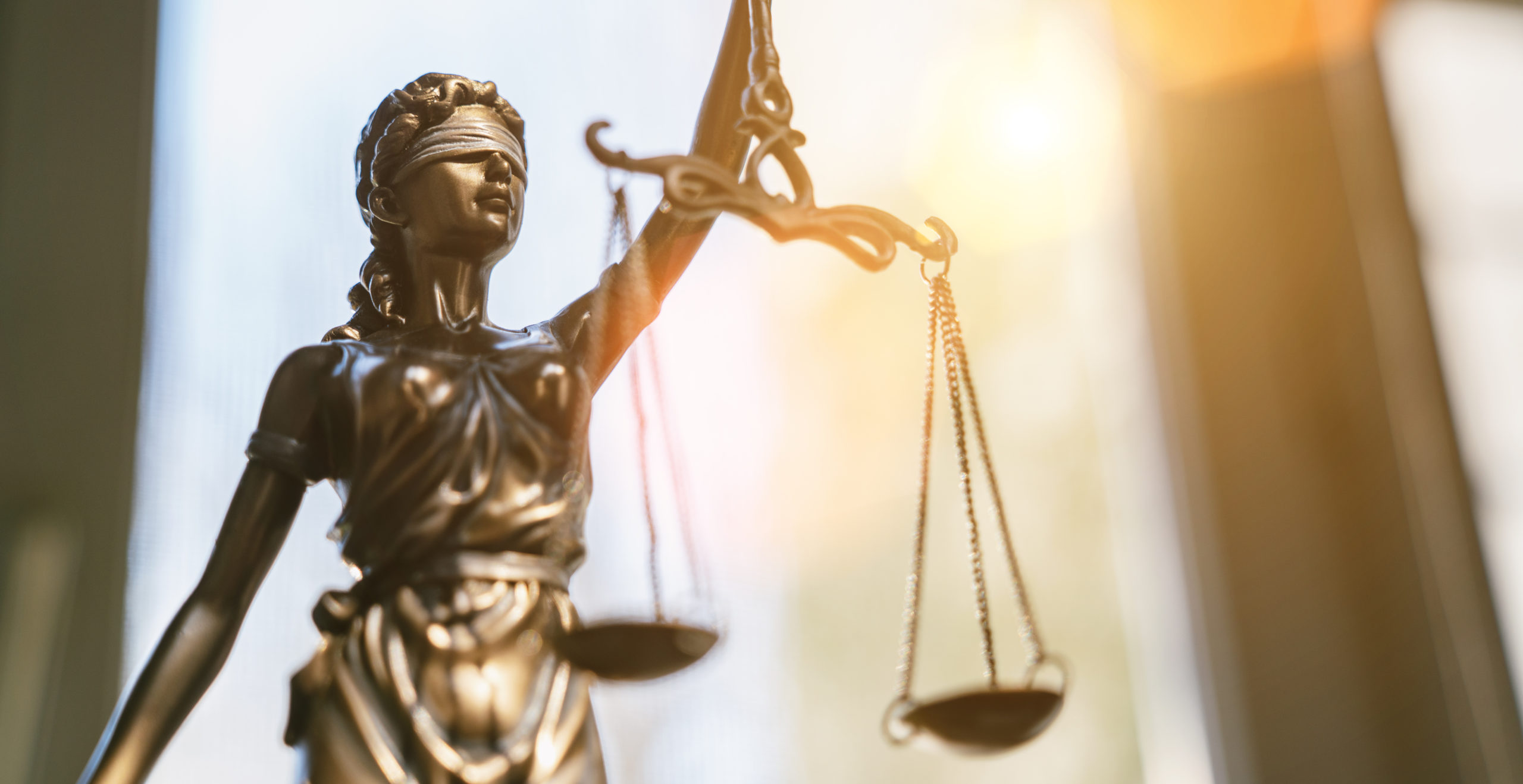 Investissement Conseils : Ces avocats, notaires et experts-comptables ...